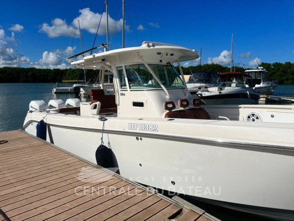 EVERGLADES 350 CC - Bateau à moteur d'occasion