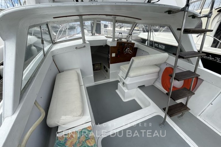 BERTRAM 25 Sport - Bateau moteur d'occasion