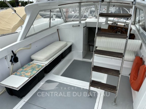 BERTRAM 25 Sport - Bateau moteur d'occasion