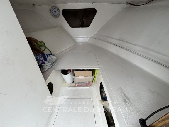 BERTRAM 25 Sport - Bateau moteur d'occasion